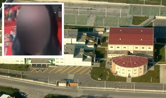 YouTG.NET - Il video delle minacce di morte contro gli studenti del ... YouTG.NET - Il video delle minacce di morte contro gli studenti del ...